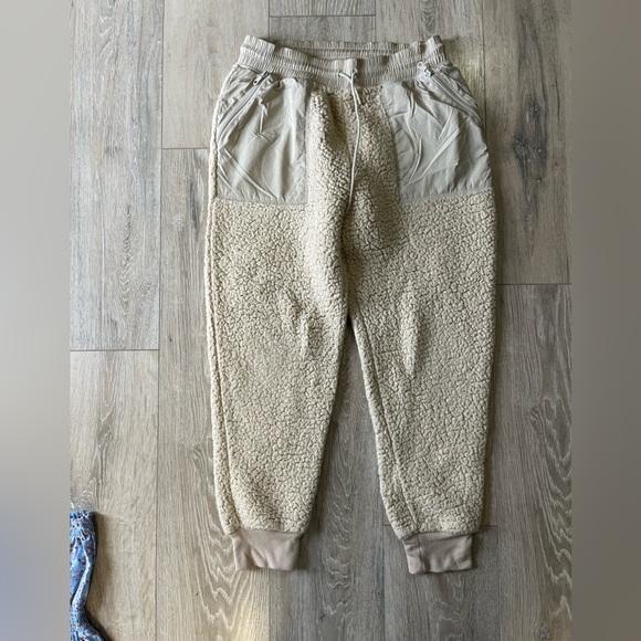 Offline | Pants & Jumpsuits | Offline Aerie Sherpa Cream Colored ...